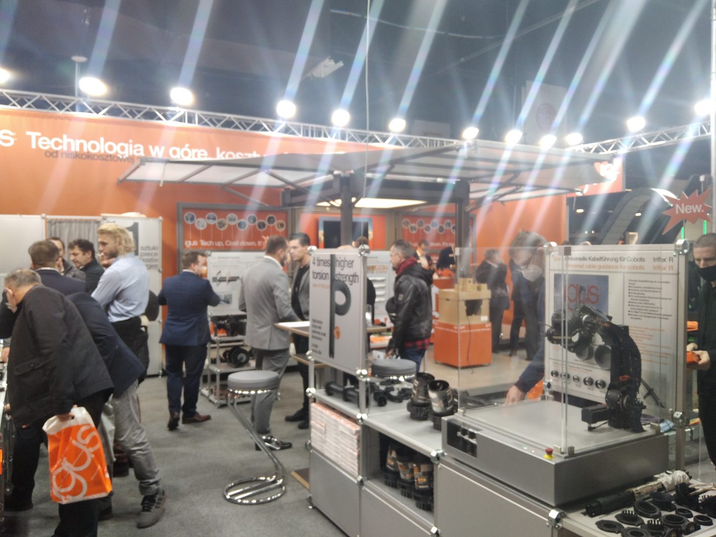 Relacja z Targów Warsaw Industry Week 2021. Zobacz, jak motion plastics ...